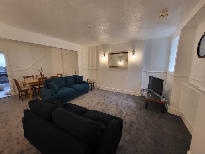 Florence Beach House - Weston-super-Mare