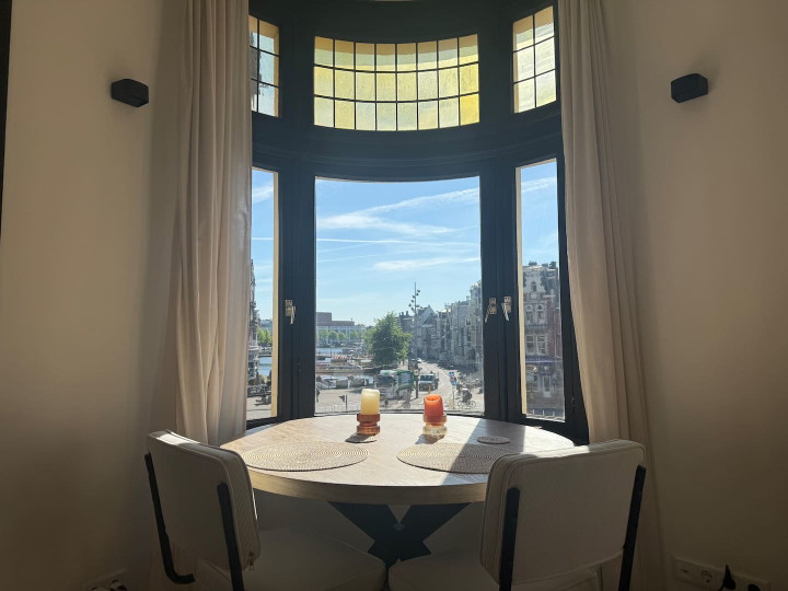 Modern Central Flat With View - Amsterdam