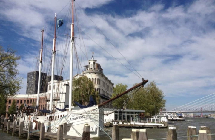 Charmant Zeilschip In Historische Veerhaven - Rotterdam