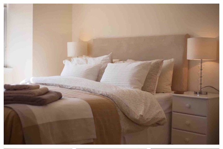 Apartment- King Bed, Kitchen/living Area, Bathroom - Killin