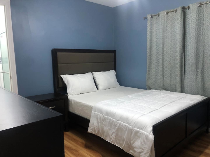 Room 2# Queen Size Cozy Bedroom With Bathroom - Medford, NY