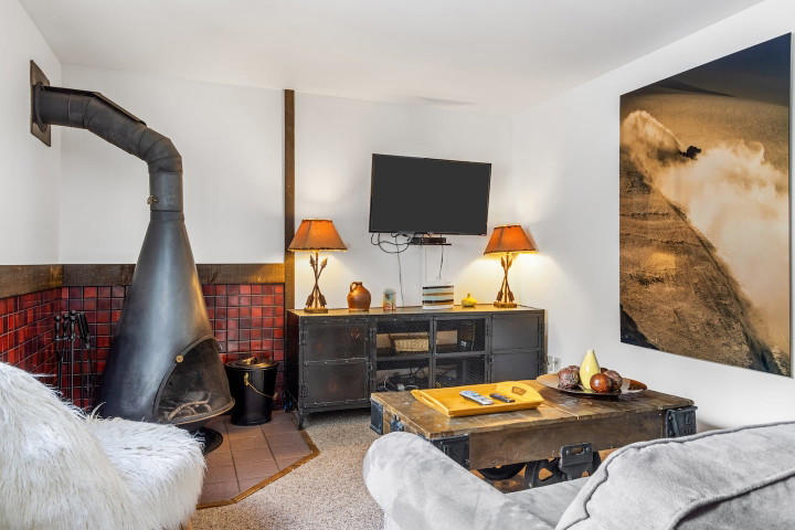 Outpost: Gros Ventre A3 - Hot Tub Access! - Teton Village, WY
