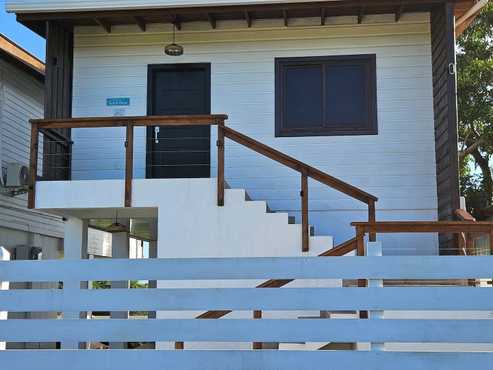 Sea View House - Utila