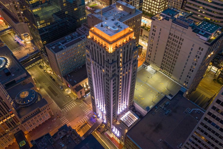 Downtown Minneapolis Stay + Restaurant. Bar. Gym. - Minneapolis, MN