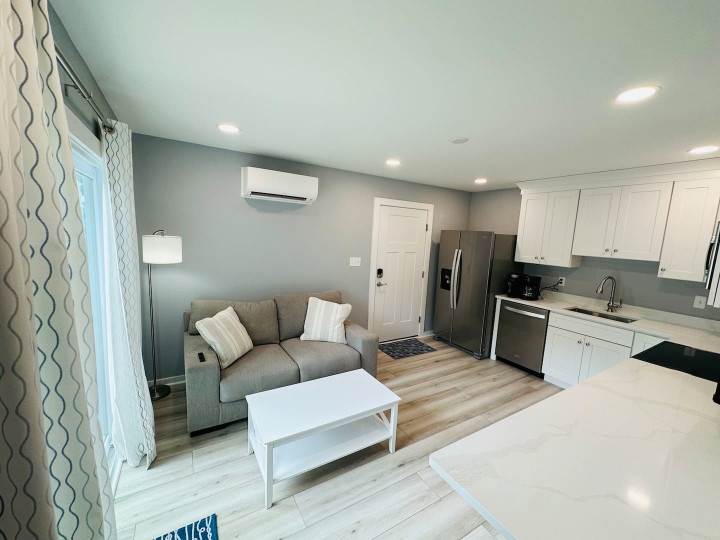 Beach Condo On Wetlands, 5 Min Walk To The Beach! - Virginia Beach, VA