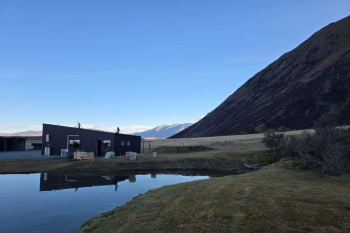 High Country Escape | Spa | Dark Sky | Sleeps 4 - Twizel