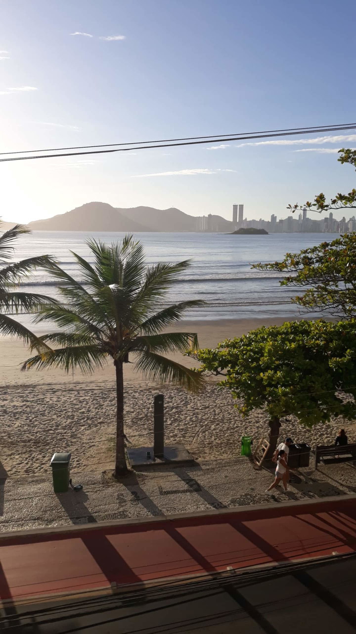 Apto Bal. Camboriú - Frente Praia Av. Atlântica - Balneário Camboriú