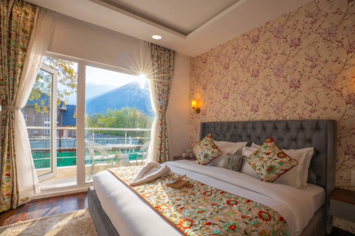 Room With View In Pahalgam - Pahalgam