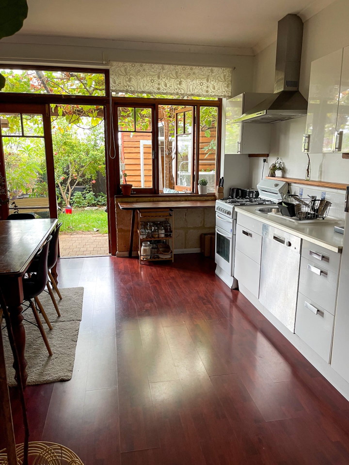 Garden Studio 18 - Perth, Australia