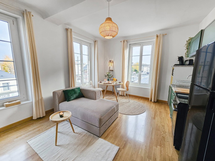 Bright Cozy Space, Train Station & Center, Private Entrance - Caen