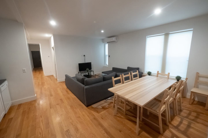 Newly Renovated 5 Bed 2 Bath Spacious Apartment - Woodhaven - Queens NY