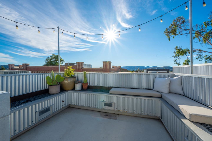 Downtown Loft With Panoramic Rooftop - San Luis Obispo, CA
