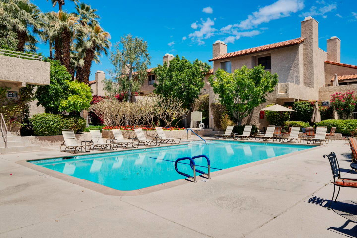 Fab Monthly Condo W/large Mountain View Patio - Palm Springs, CA