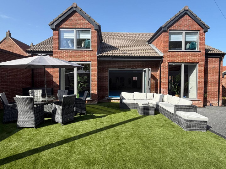 Luxury Apartment With Private Pool And Garden. - Vereinigtes Königreich