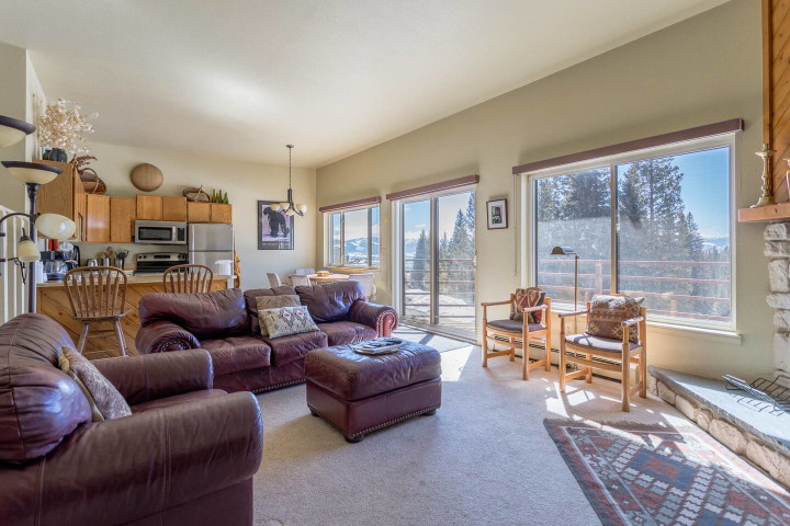 Sunny 2bd/2ba With Amazing Views! - Silverthorne, CO