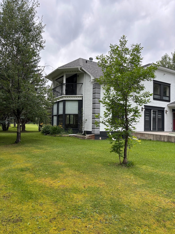 2 Minutes From Edson 5 Bedroom 4 Bath Sleeps 9 - Edson