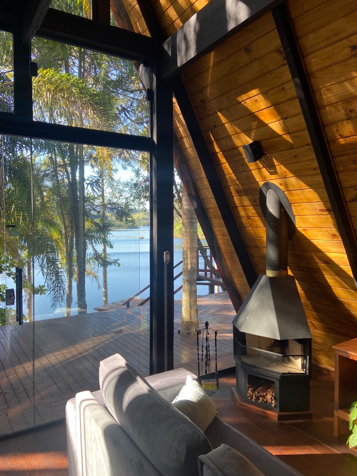 Lake Cabin - On The Water - Taubaté