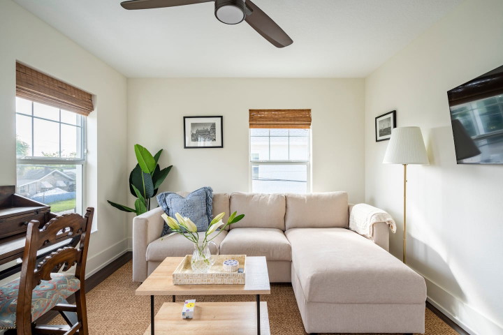 Palm Grove - Newly Built, Great Location - St. Petersburg
