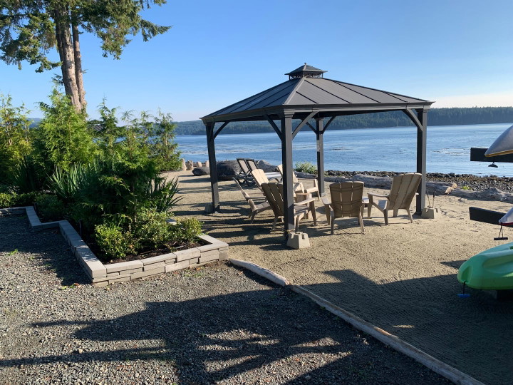 Oceanfront, Secluded, Sandy Beach, Private Hot Tub - Campbell River
