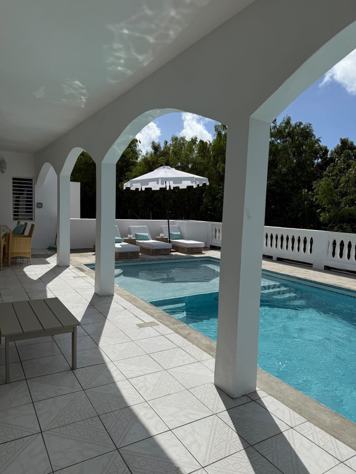 Malibu House Anguilla - Steps To The Four Seasons - Anguilla
