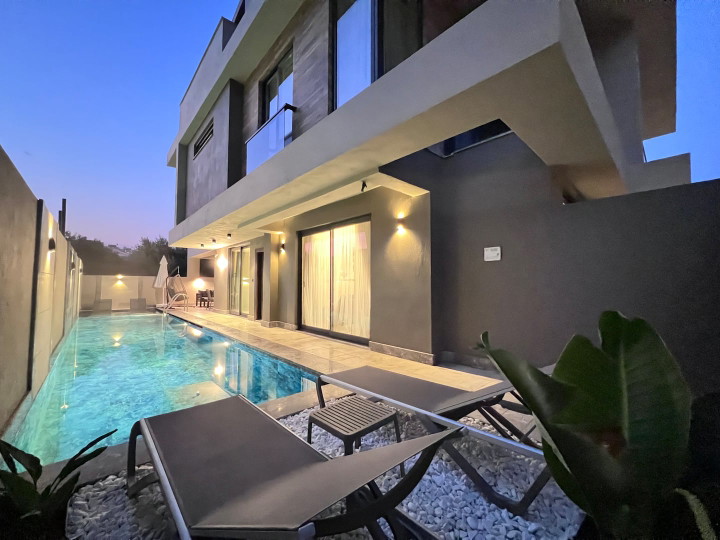 Villa Versace / ÖZel Havuz,jakuzi & Sauna - Çalış Beach