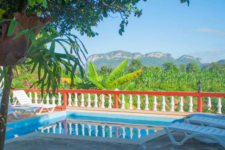 Leibys Y Papito El Zapatero: Pool | 2 Bedrooms - Viñales