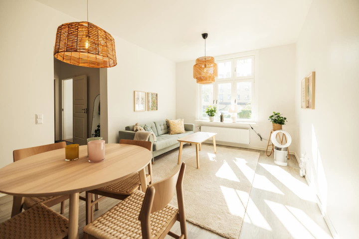 Central, Newly Renovated Apt. - Örebro
