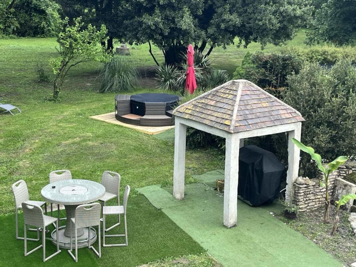 Gîte Maison Pour Petits Groupes Ou En Famille - Amboise