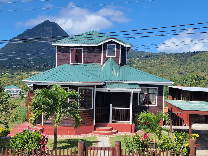 Majestic Views- Shay - Saint Lucia
