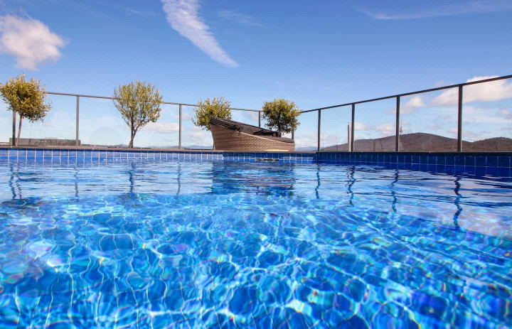 Stylish Apartment Close To City+anu With Pool - Canberra