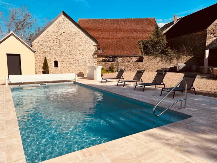 Gite Les Filous 5 Pers
Piscine Privée Bourgogne - Avallon