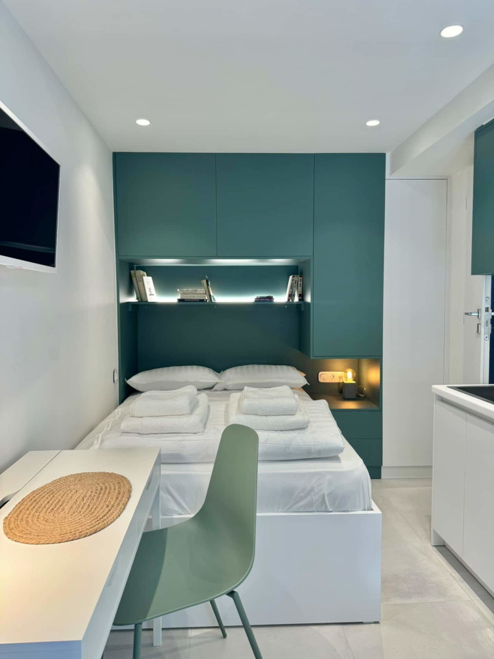 Microhome In Philopappos Hill - Athens