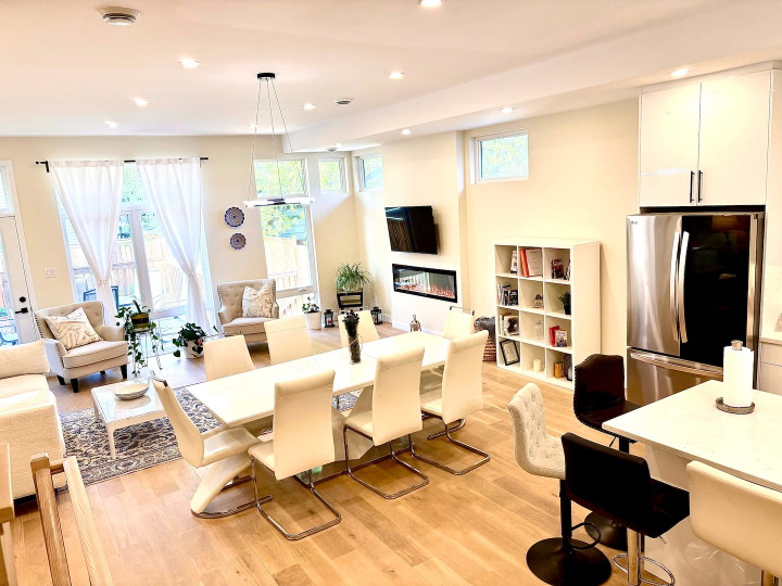 Modern 2023 Home In Ottawa Sleeps 6 - Ottawa