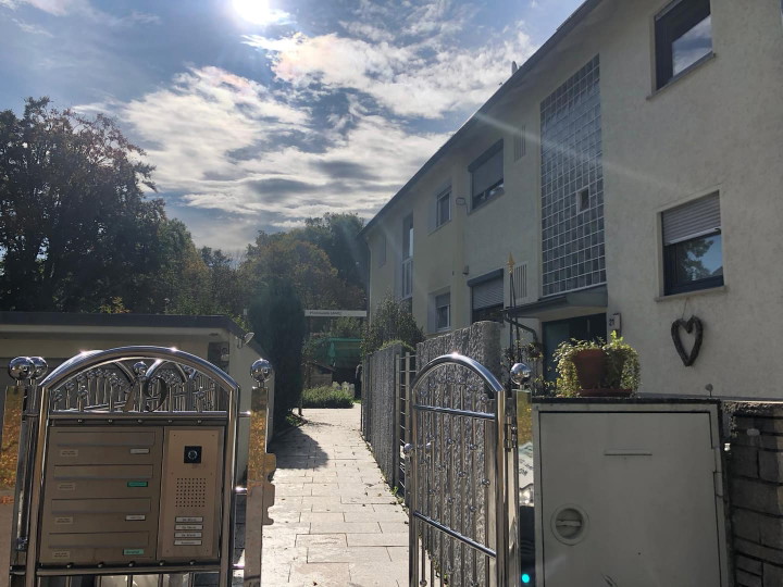 Spacious Apartment In Feuerbach Near Porsche/bosch - Stuttgart