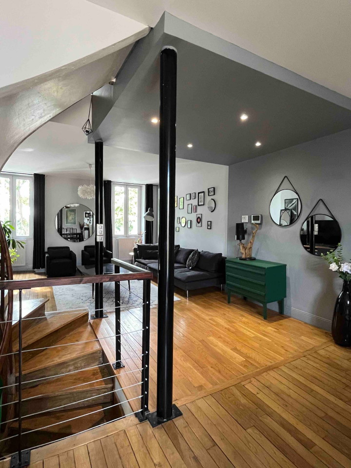 Duplex De Charme Climatisé Avec Terrasse En Ville - Brive-la-Gaillarde