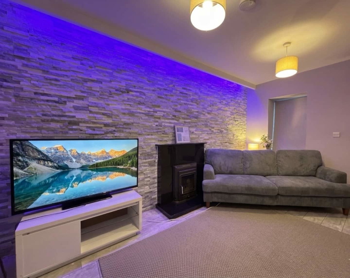 City Centre Stay | Short Walk To Shops &Night Life - Limerick City