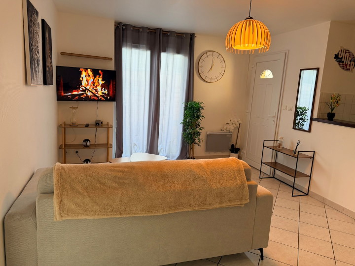 T1 Sunny Terrace / Auxerre Town Centre - Auxerre