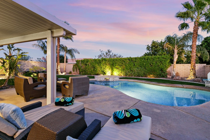 Quiet & Quite Perfect - Palm Desert, CA