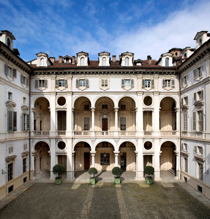 Small Loft In A Wonderful Baroque Palace! - Piedmont