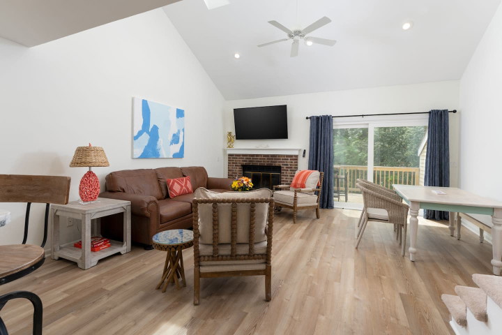 Renovated-beach 5 Min. Pool, Shopping, Restaurants - Wilmington, NC