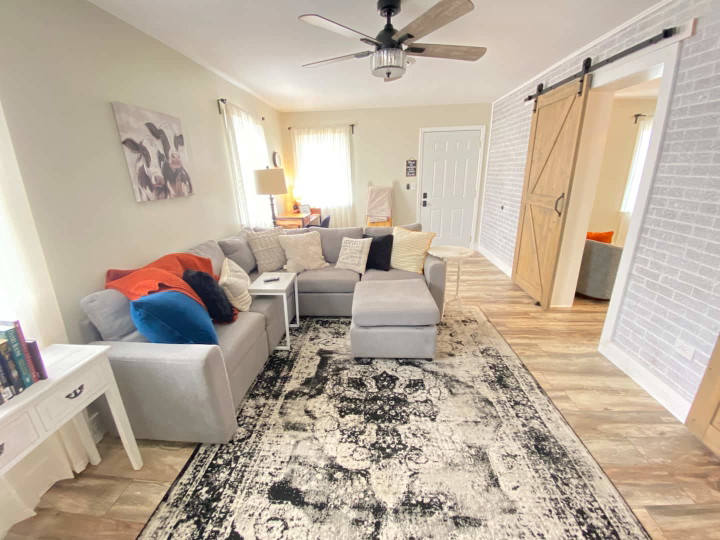 Cheerful Home W/fireplace - Kentucky