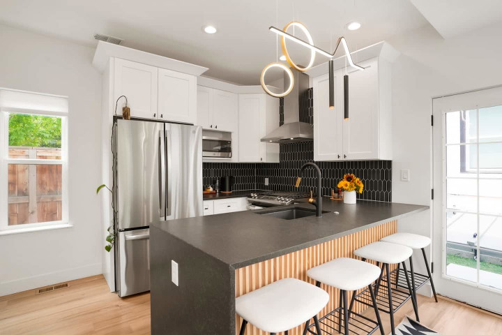 Entire Modern Home In Five Points - Denver