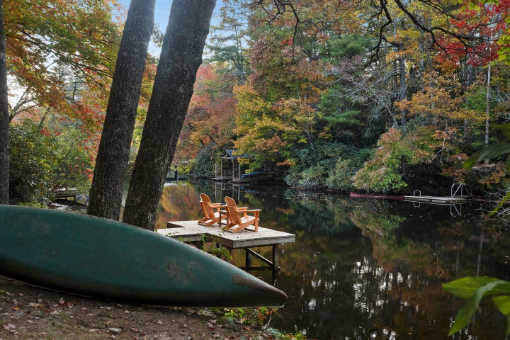 Callie's Cabin On The Creek - Highlands, NC