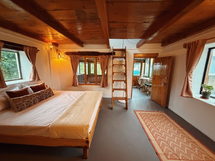 Stay With Natives - Studio Cottage With Loft - Bir