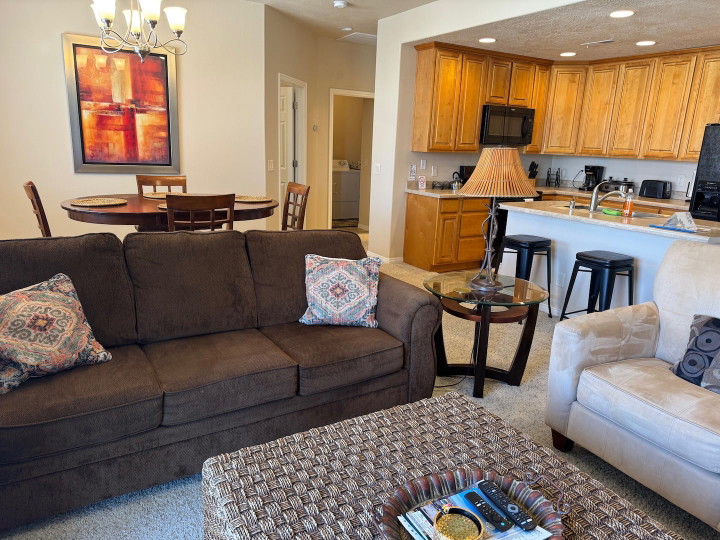 Tailwind Terrace | Pet Friendly 2br + Garage - Mesquite, NV