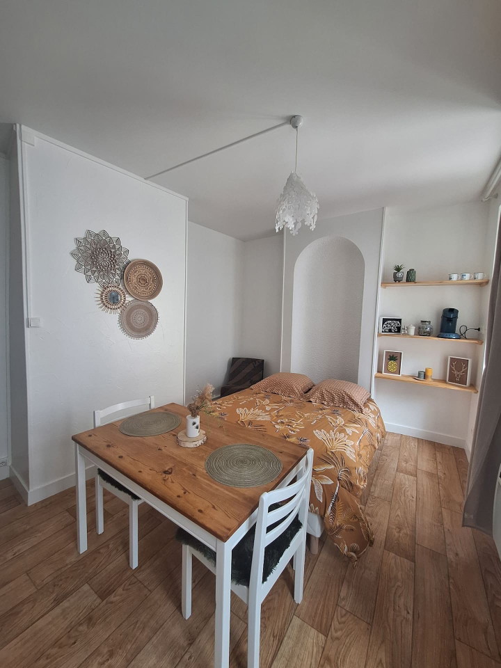 Cozy Studio - Lorraine