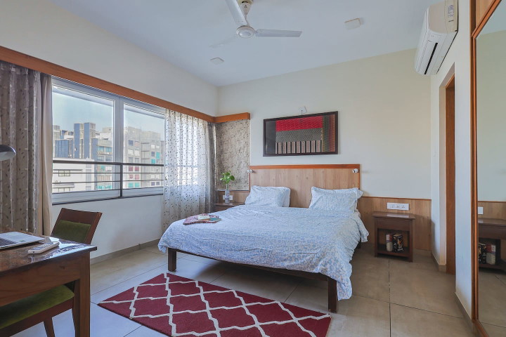 Spacious 2 Bed Family Apartments For Vacation - Ahmedabad