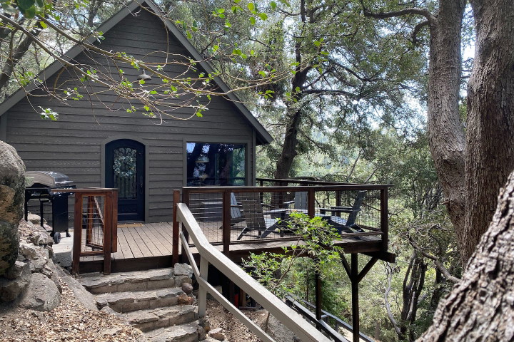 Rustic Modern Lake Gregory Cabin Dogs Ok - Crestline, CA