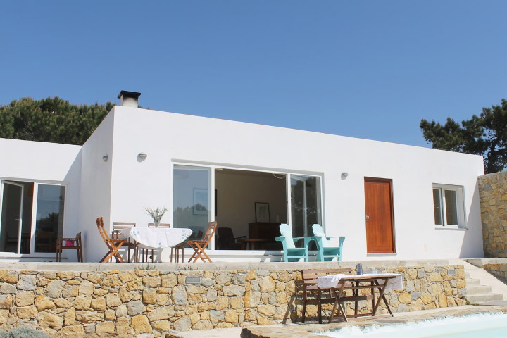 Private Nature Retreat · Pool & Small Vineyard - Sintra