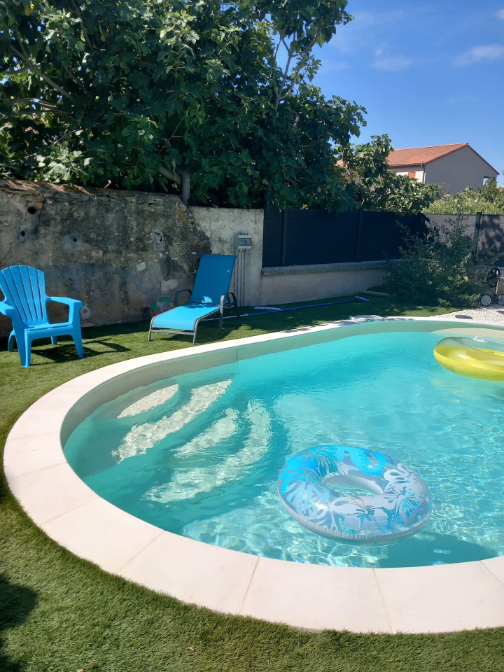 Independent Studio With Pool And Garden - Velaux